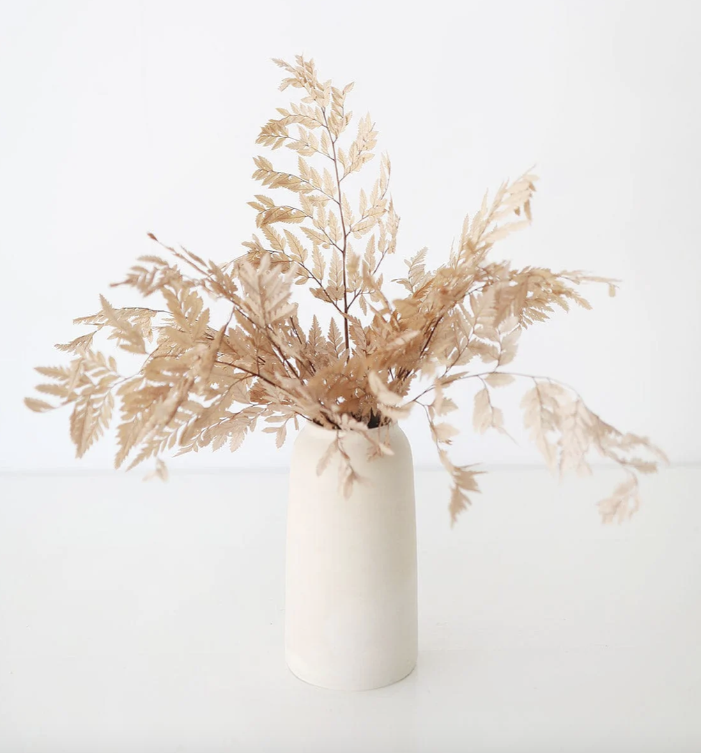 8 Stunning Fall Living Room Decor Ideas for 2022 - Mozie