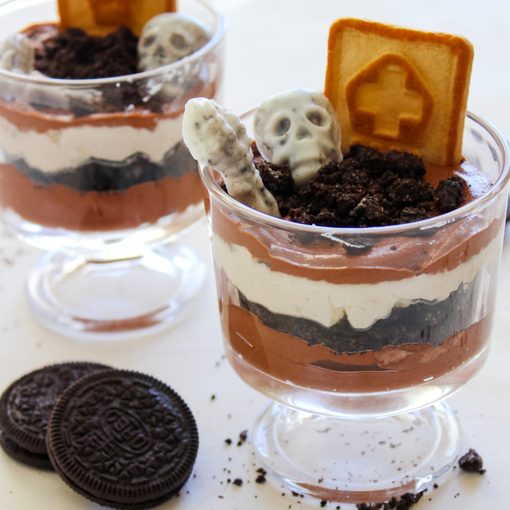 Elegant Chocolate Graveyard Dirt Cups - Mozie