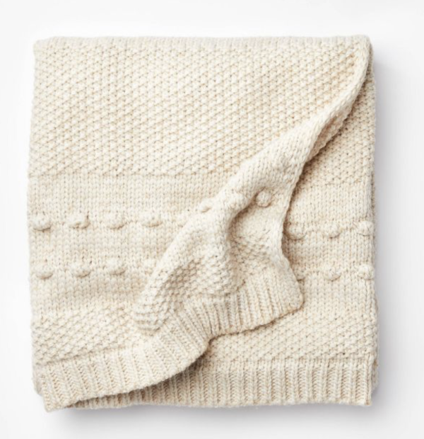 16 Best Cozy Throw Blankets to Cozy Up With - Mozie