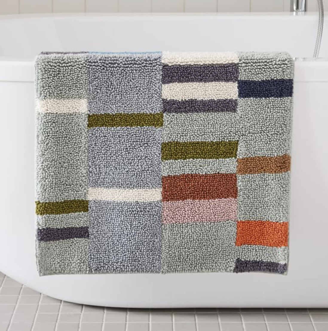 12 Best Modern Bath Mats to Elevate Your Bathroom - Mozie