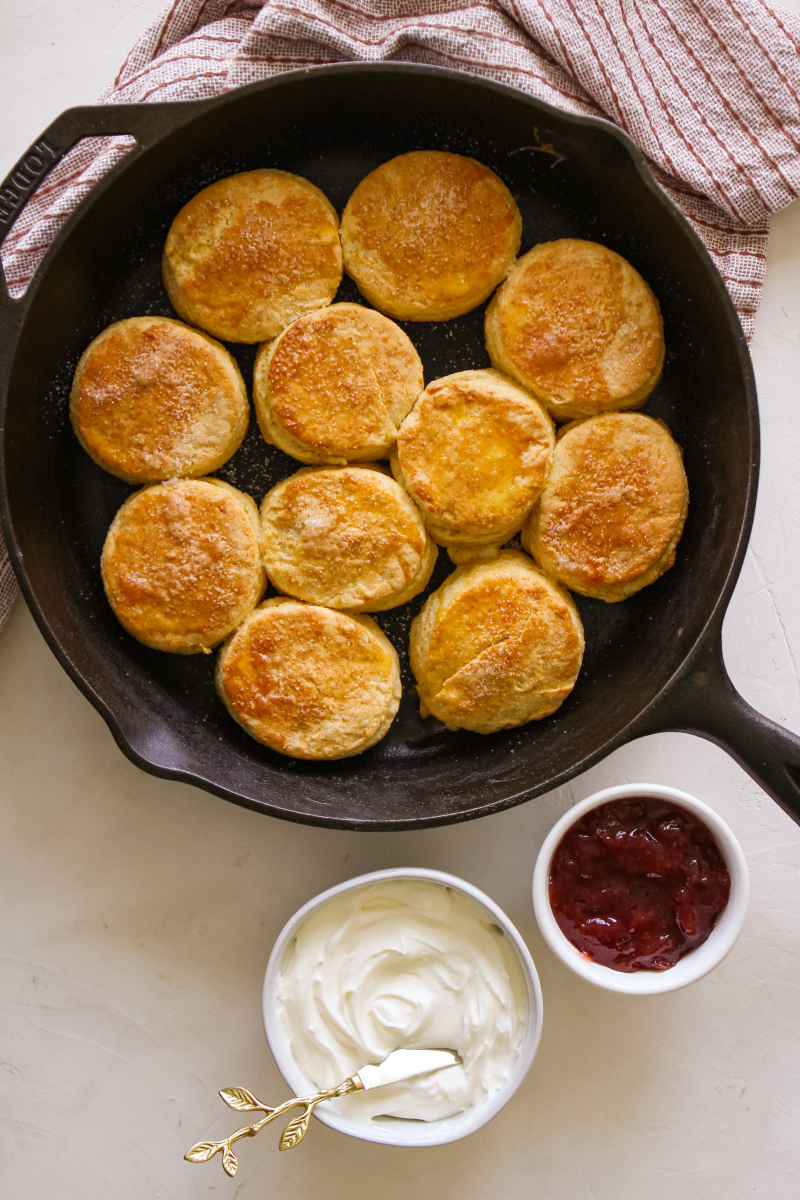Skillet Cornbread Biscuits With Jam and Cream - Mozie