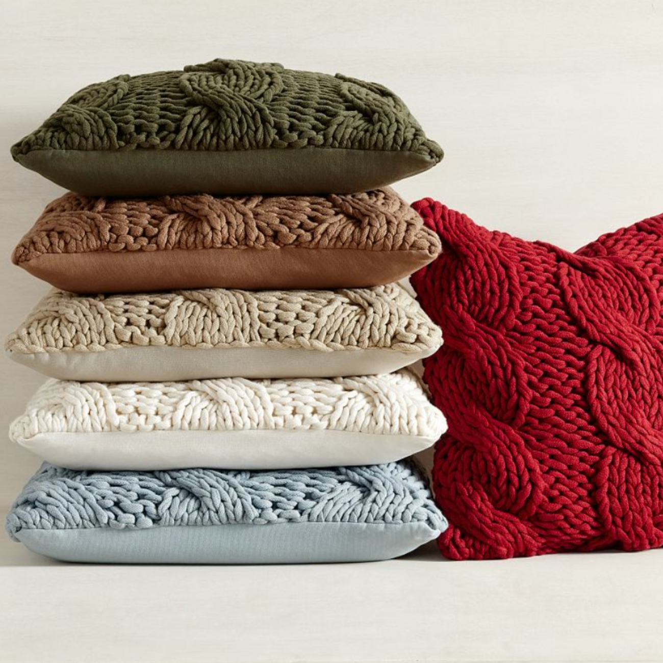 32 Insanely Cozy Living Room Winter Home Decor Items You'll Love - Mozie