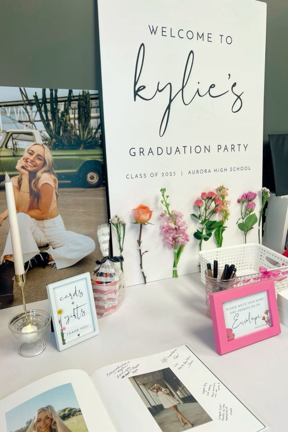 21 Unique College Graduation Party Ideas to Try - Mozie