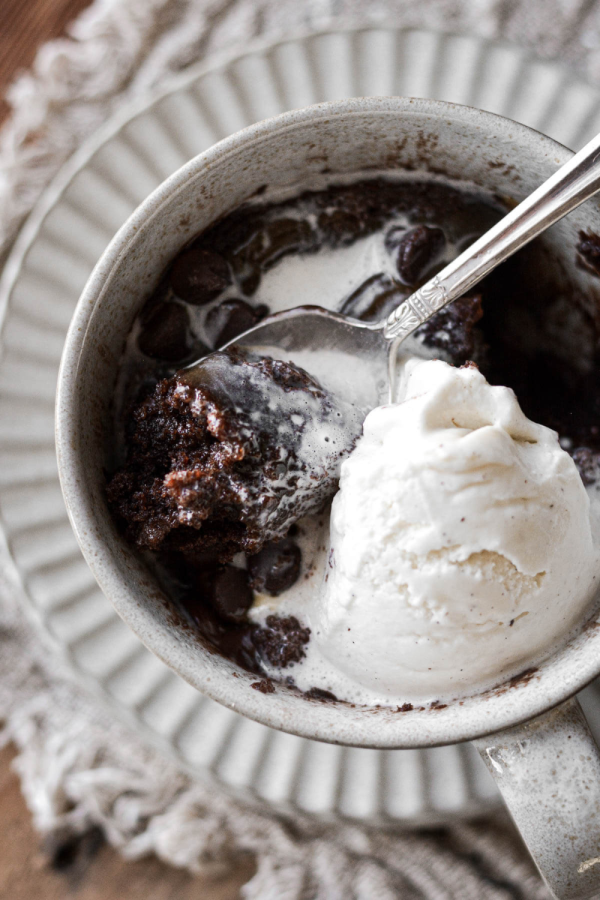 23 Quick and Easy Single-Serve Dessert Recipes - Mozie