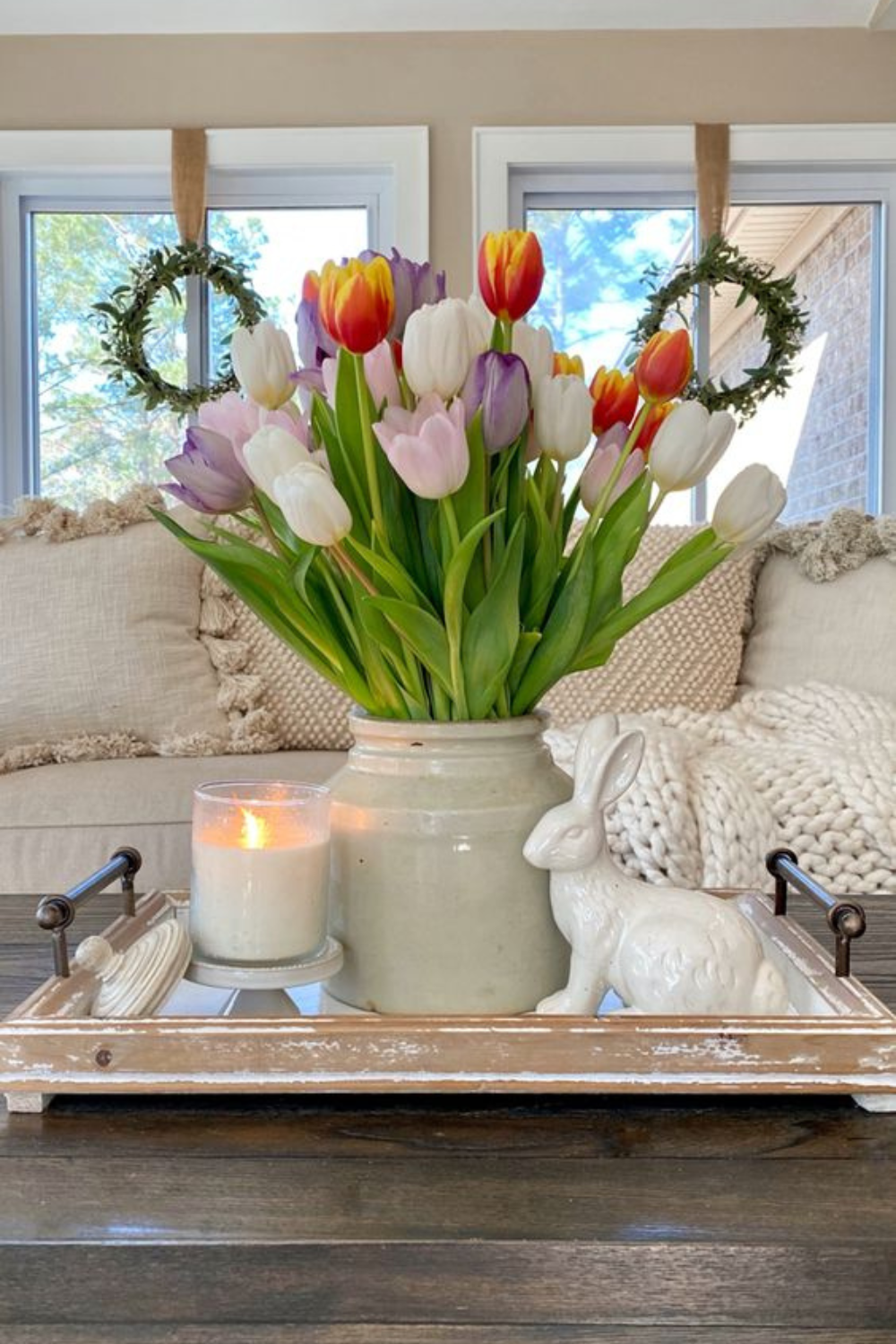 12 Gorgeous Spring Table Centerpiece Ideas to Easily Recreate - Mozie