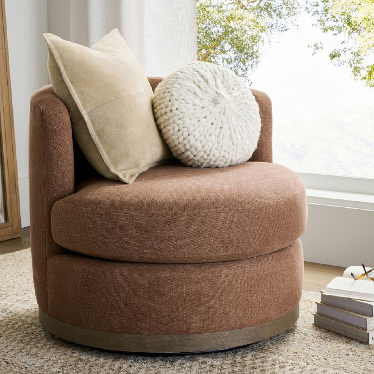 15 Best Accent Chairs for Small Living Rooms - Mozie