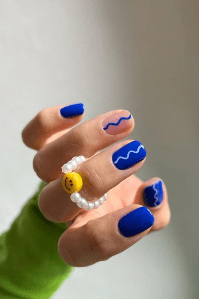 27 Super Cute Blue Nail Ideas You'll Love - Mozie