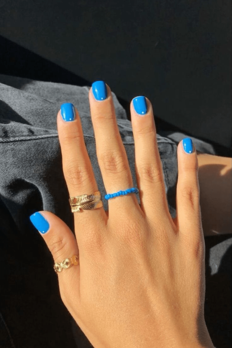 27 Super Cute Blue Nail Ideas You'll Love - Mozie
