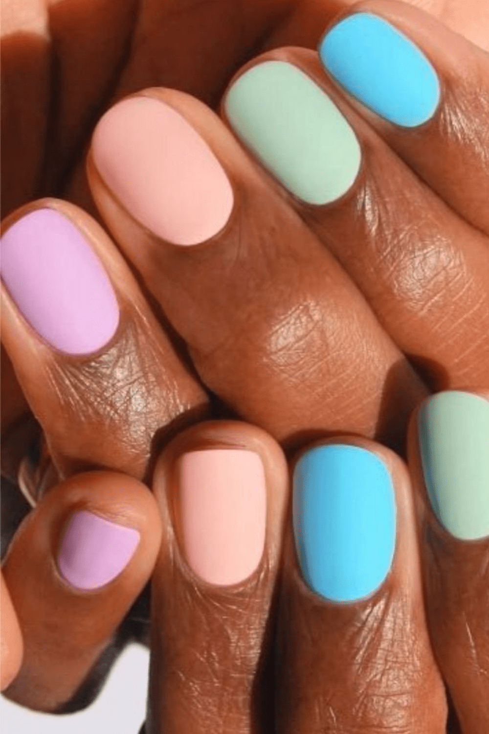 32 Best August Nails You Have to Try This Month - Mozie