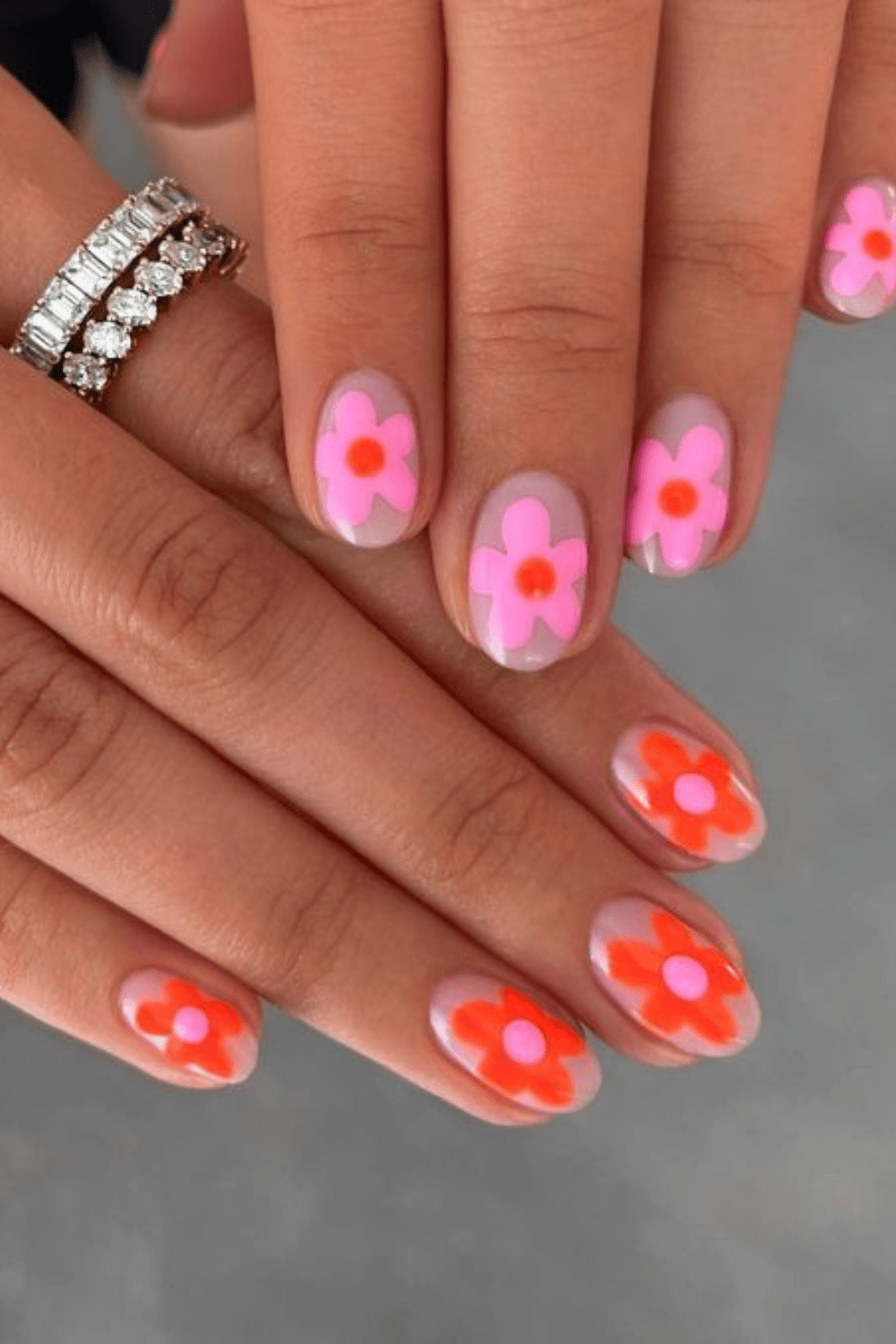 32 Best August Nails You Have to Try This Month - Mozie