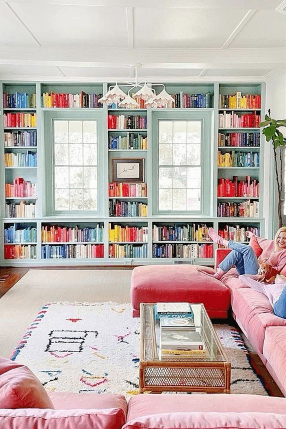 10 Living Room Built-In Bookshelf Ideas That Will Instantly Add ...