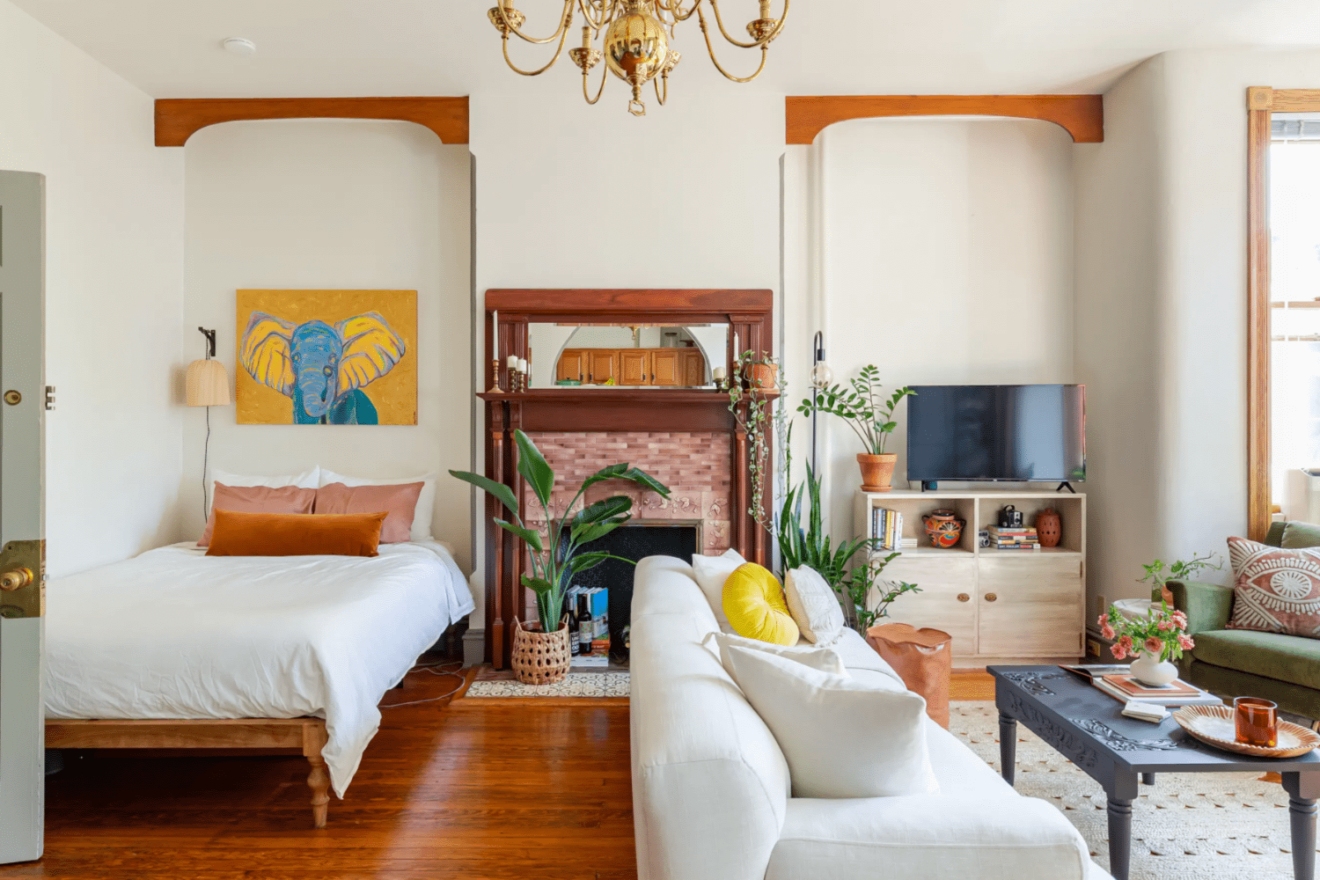 15 Studio Apartment Decor Ideas That’ll Transform Your Small Space - Mozie