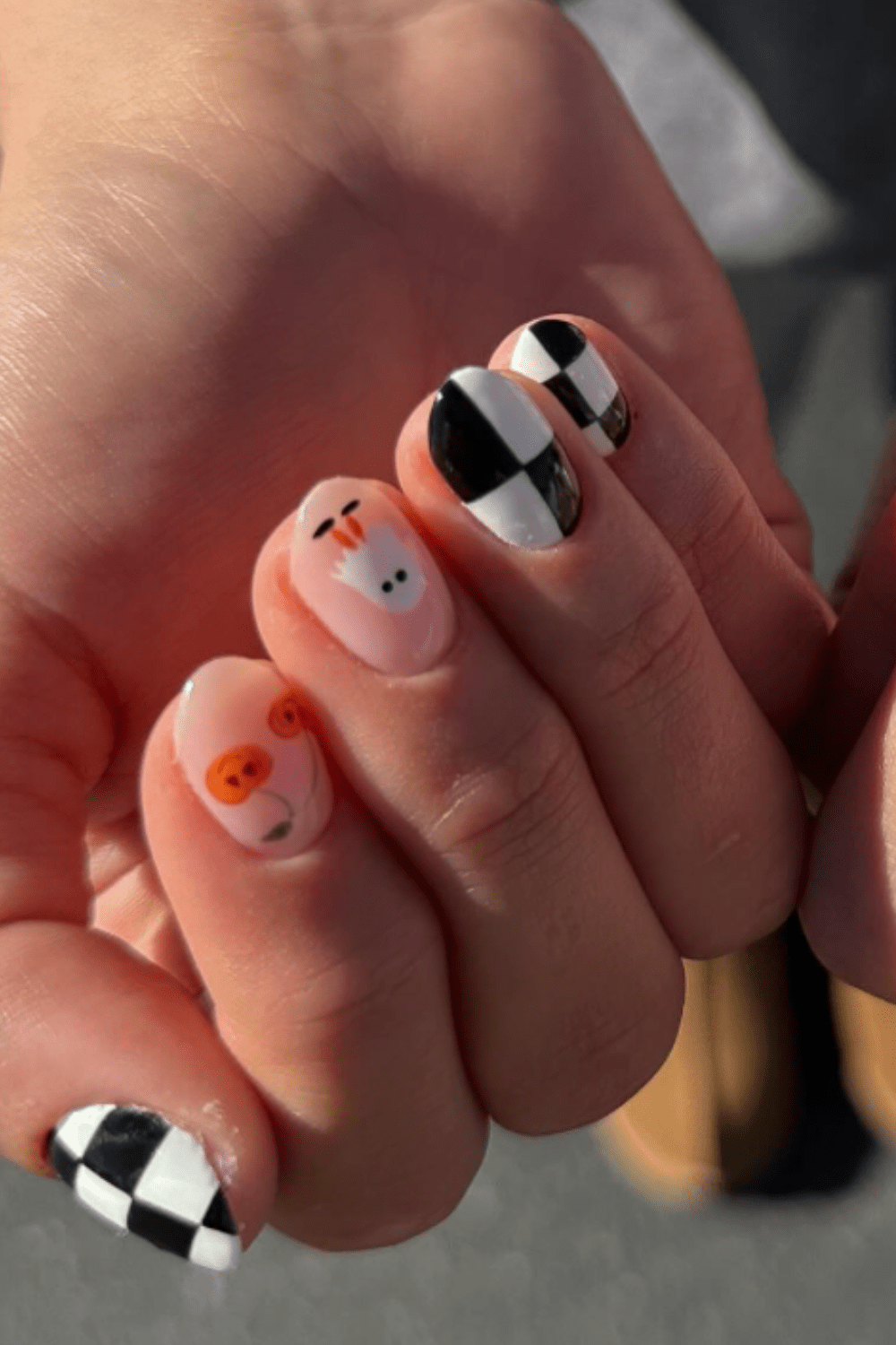 27 Cute Halloween Nail Ideas to Get Into the Spooky Spirit - Mozie