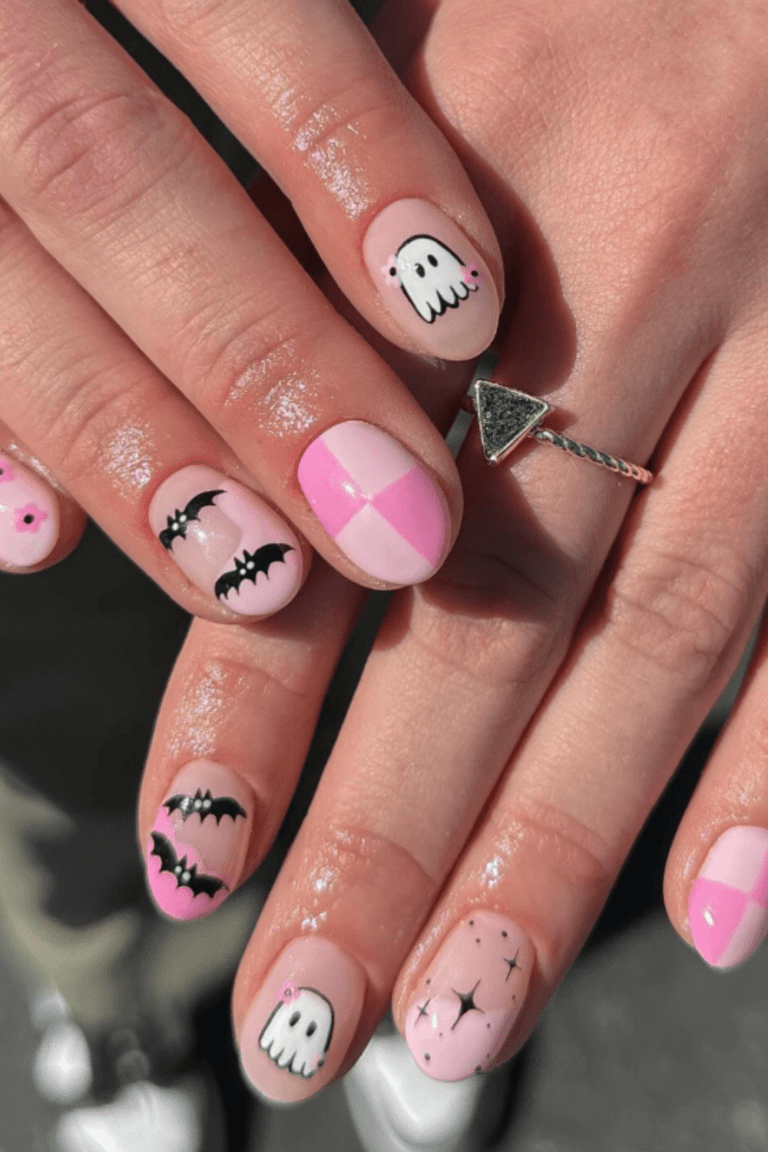 27 Cute Halloween Nail Ideas to Get Into the Spooky Spirit - Mozie