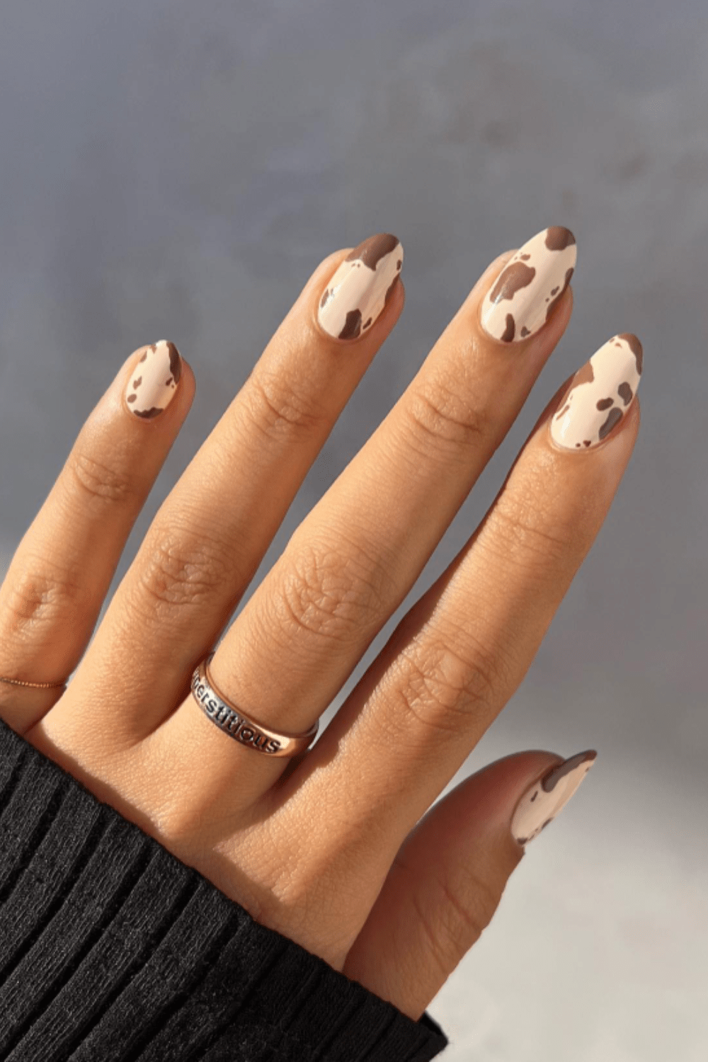 32 Cute Fall Nail Ideas to Try This Season - Mozie