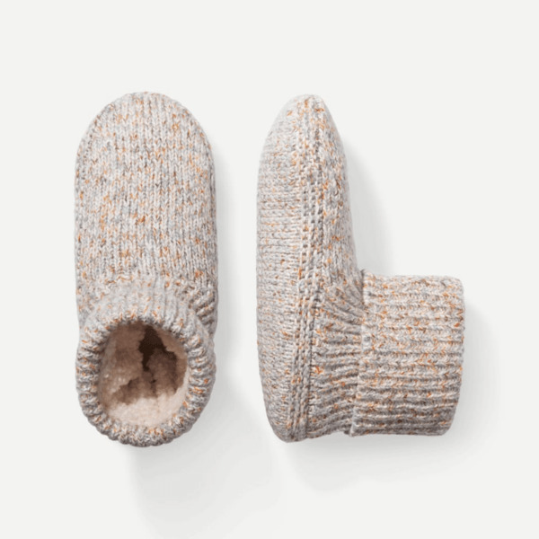 16 Cozy Slippers for Lounging on Cold Winter Days - Mozie