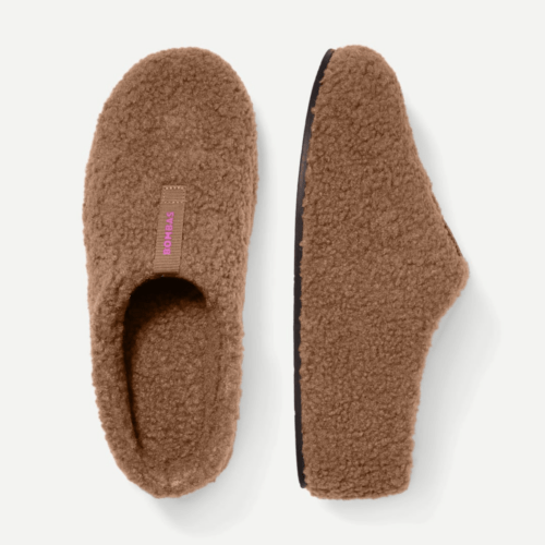 16 Cozy Slippers for Lounging on Cold Winter Days - Mozie