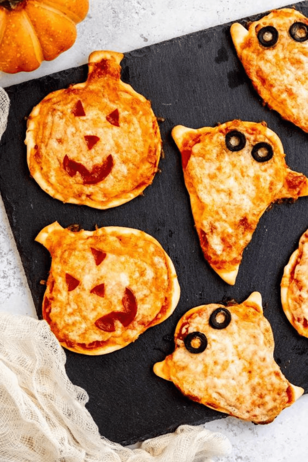 16 Easy Halloween Party Foods for a Spook-tacular Event - Mozie