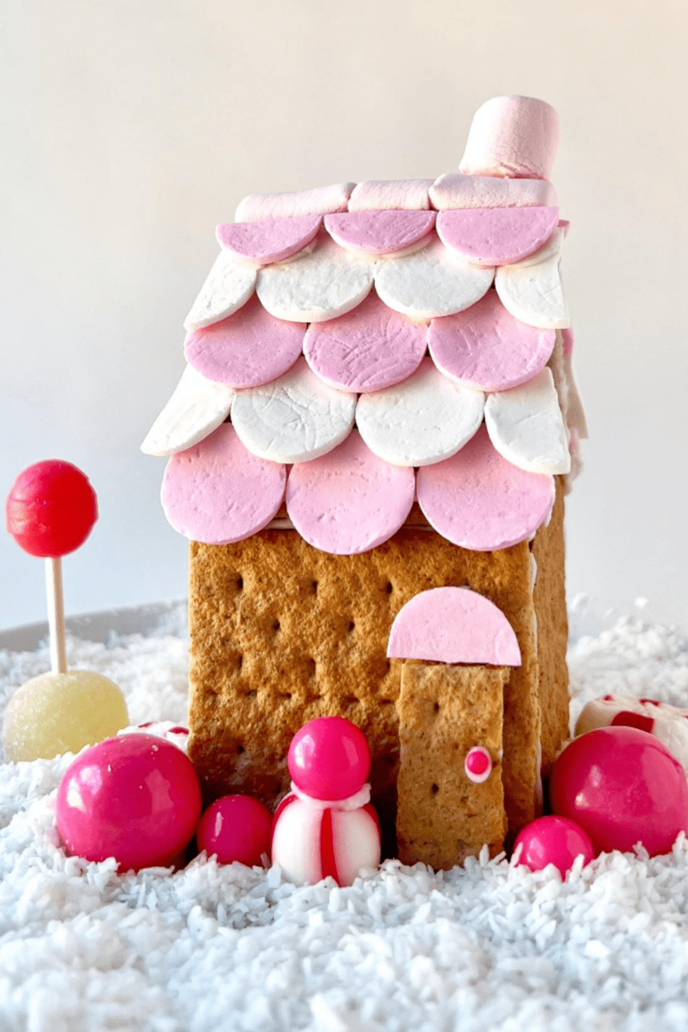 18 Adorable Gingerbread House Ideas That Are Holiday Perfection - Mozie