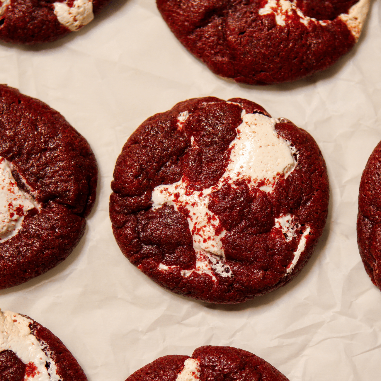 Red Velvet Marshmallow Cookies - Mozie
