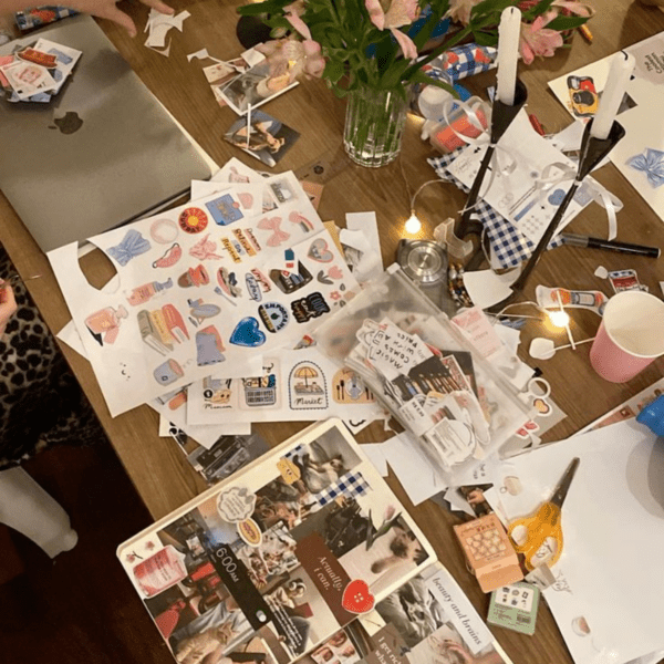 How to Throw a Vision Board Party for the New Year - Mozie