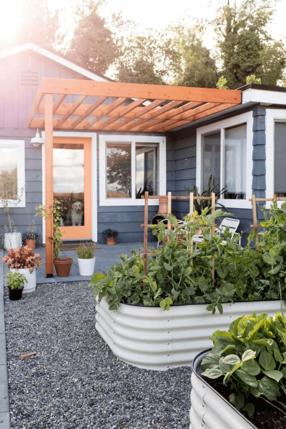 12 Small Backyard Designs to Create an Outdoor Oasis - Mozie