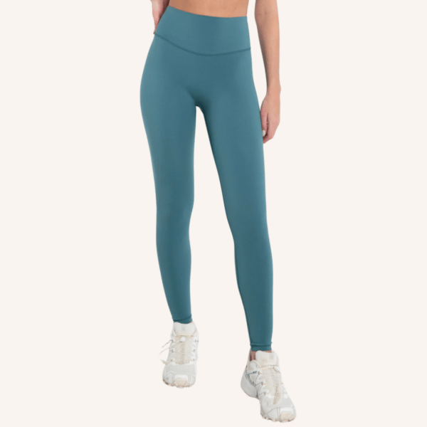 16 Cute Workout Sets That’ll Instantly Motivate You to Move - Mozie