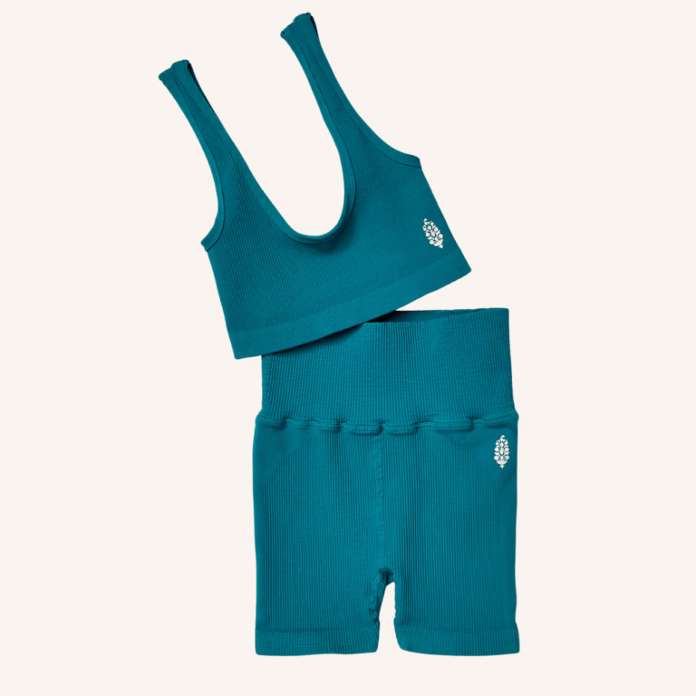 16 Cute Workout Sets That’ll Instantly Motivate You to Move - Mozie