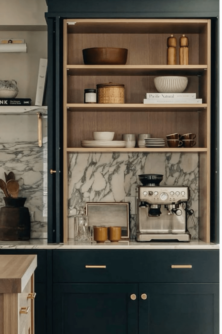 14 Built-In Bar Nooks That’ll Level Up Entertaining At Home - Mozie