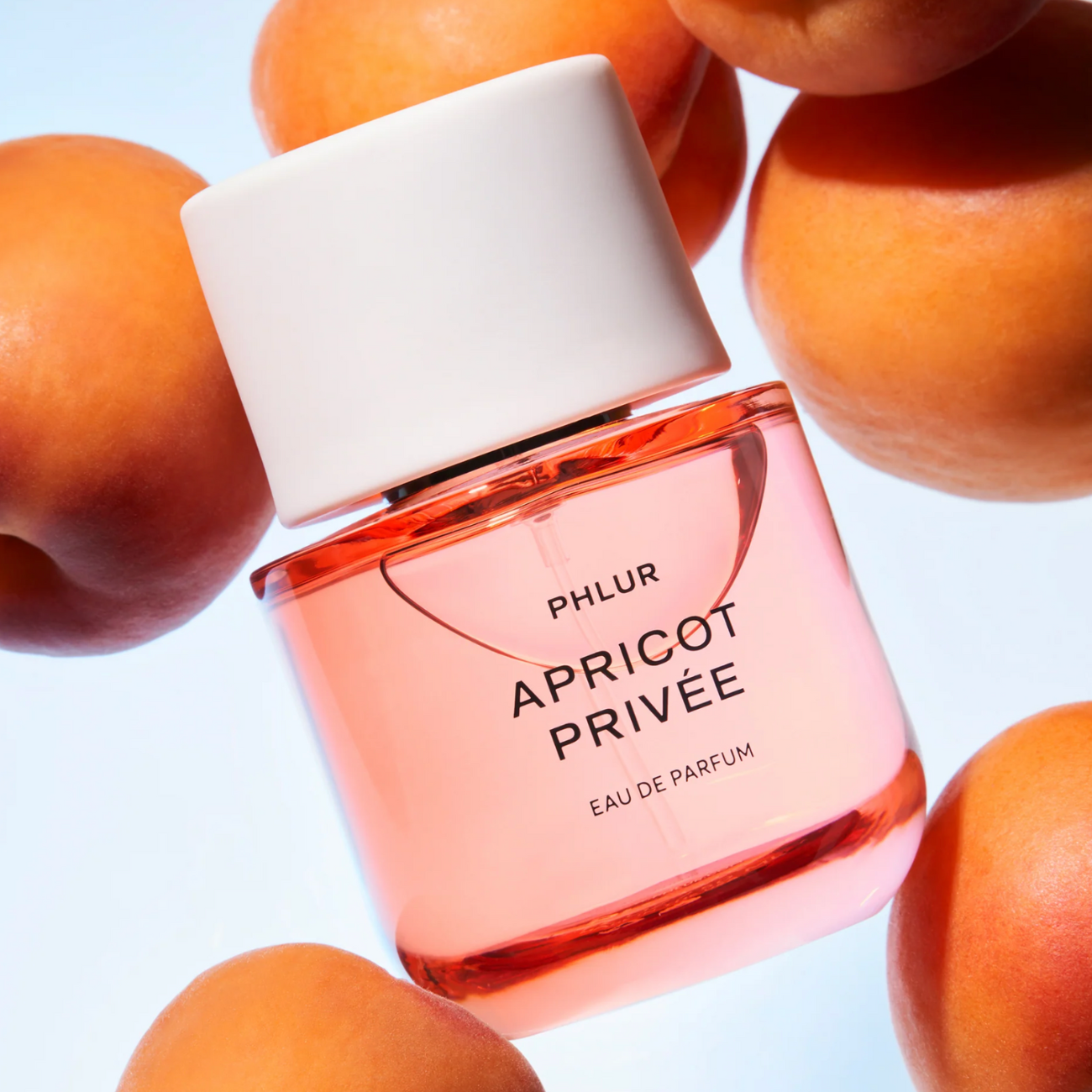 16 Best Spring Perfumes to Wear All Season Long - Mozie