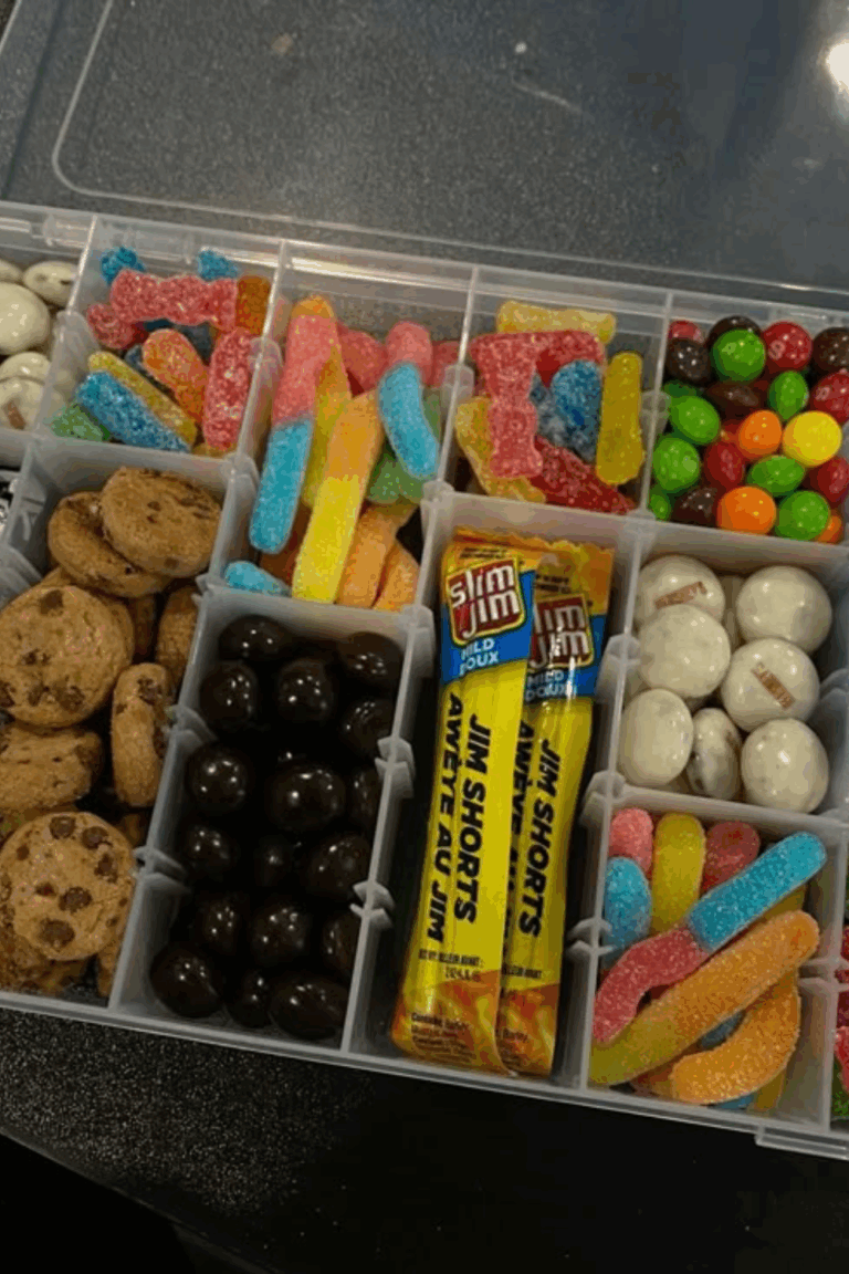 10 Easy Snackle Boxes for On-the-Go Girlies - Mozie