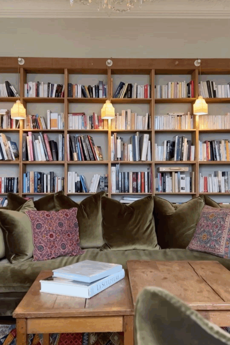 16 Cozy Small Library Rooms You'll Never Want to Leave - Mozie