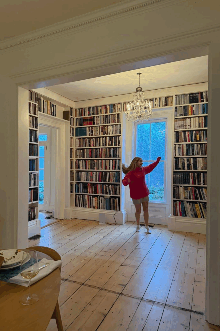 16 Cozy Small Library Rooms You'll Never Want to Leave - Mozie